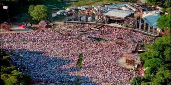 Most, Crowded, Concert | Your Daily Randomness Needs